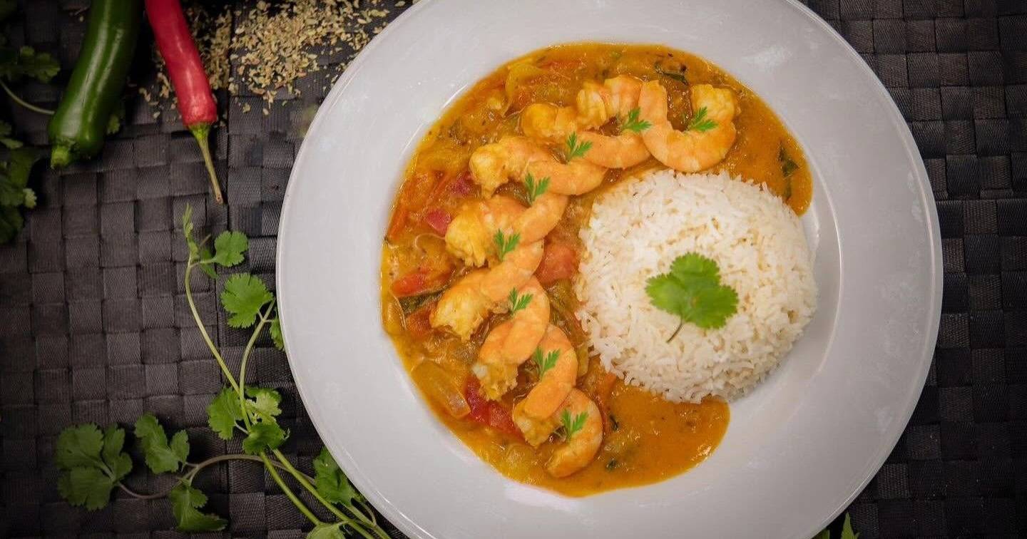 Com “Cachupa”, “Moqueca” e “Moamba, conheça Cabo Verde à mesa em Lisboa ...