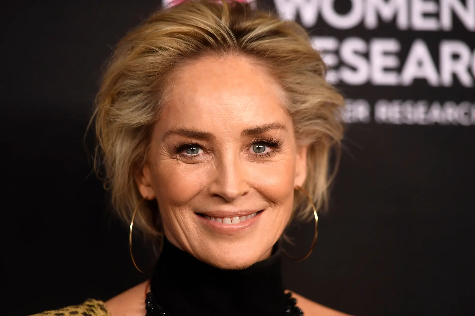 Sharon Stone revela que era agredida pelo pai: "Disse que não o amava ...