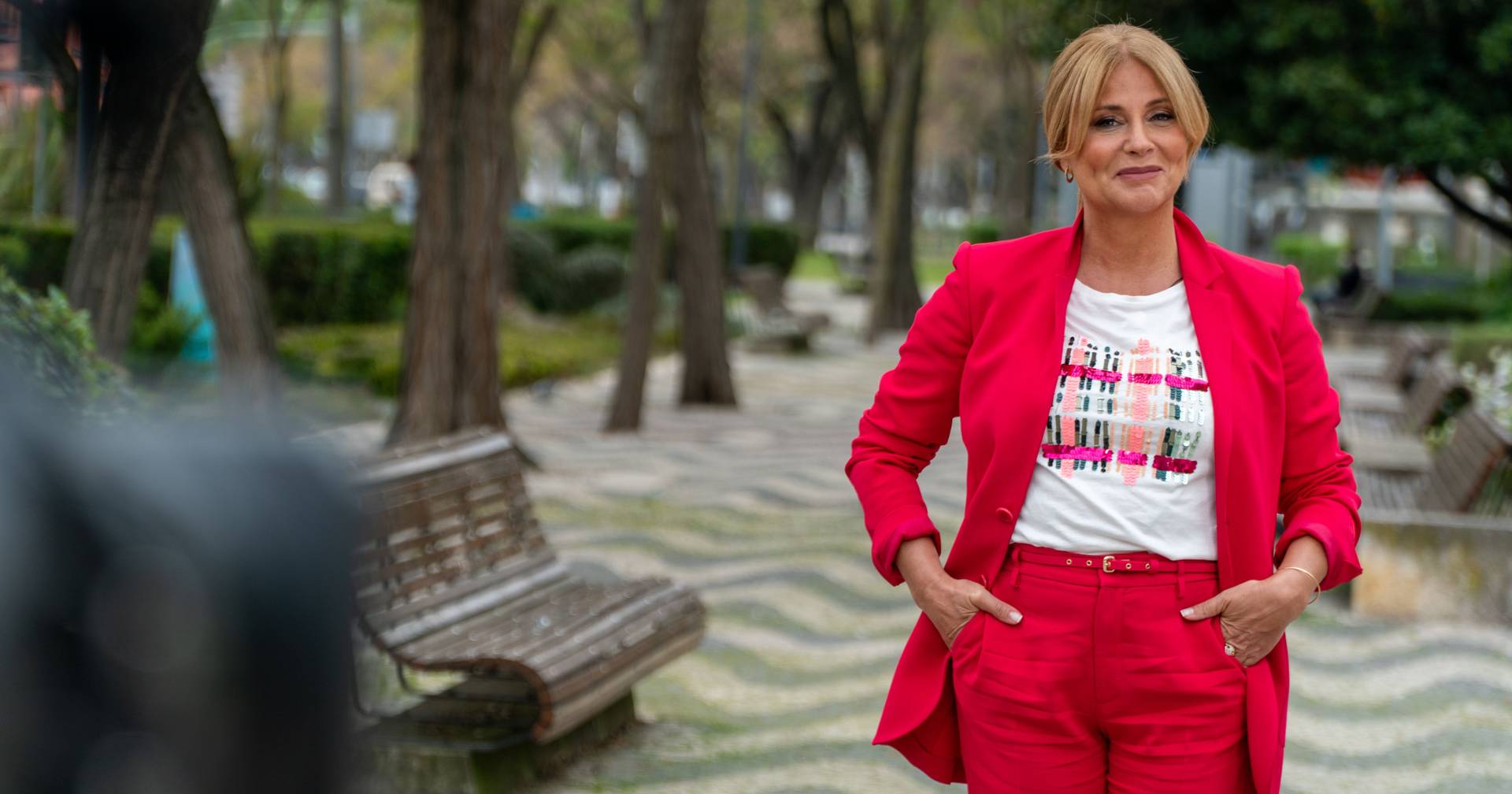 'Estamos Aqui', com Alexandra Lencastre, estreia já este sábado: "O ...