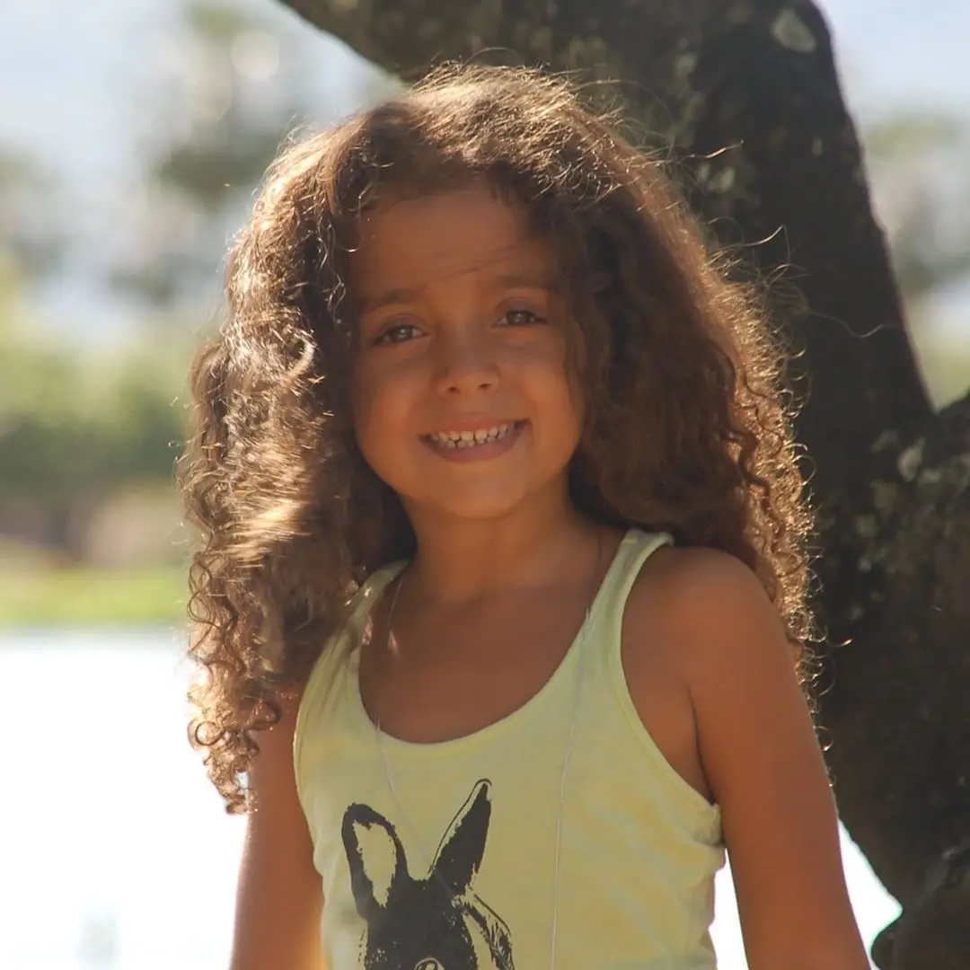 Filha mais velha de Marta Cruz celebra 15 anos: "O tempo voa" - Fama Show