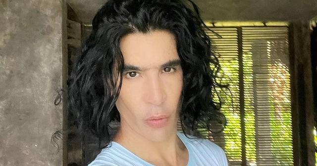 Cantor e modelo Andrés Cuervo foi encontrado morto em Paris. Tinha 34 ...