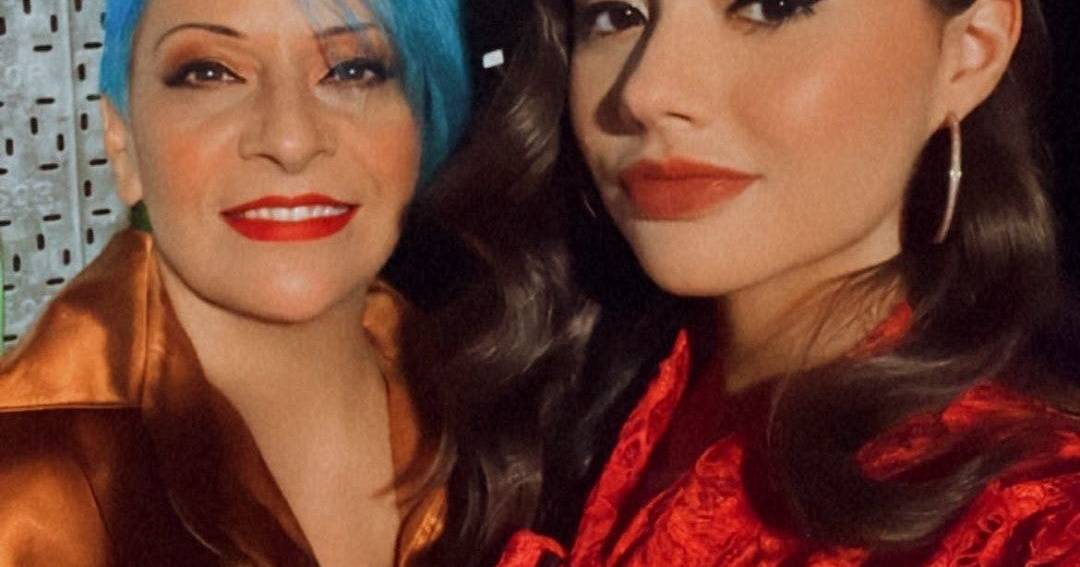 Do palco do Ídolos para… a Universidade. Wanda Stuart celebra conquista ...