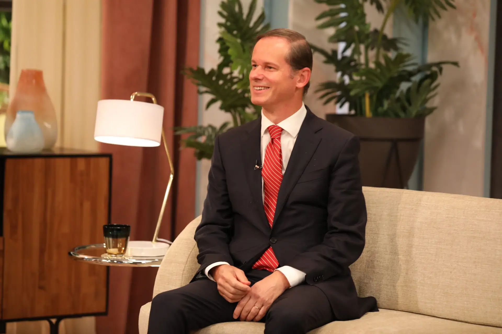 José Rodrigues dos Santos fala sobre as filhas: “Emigraram porque em ...