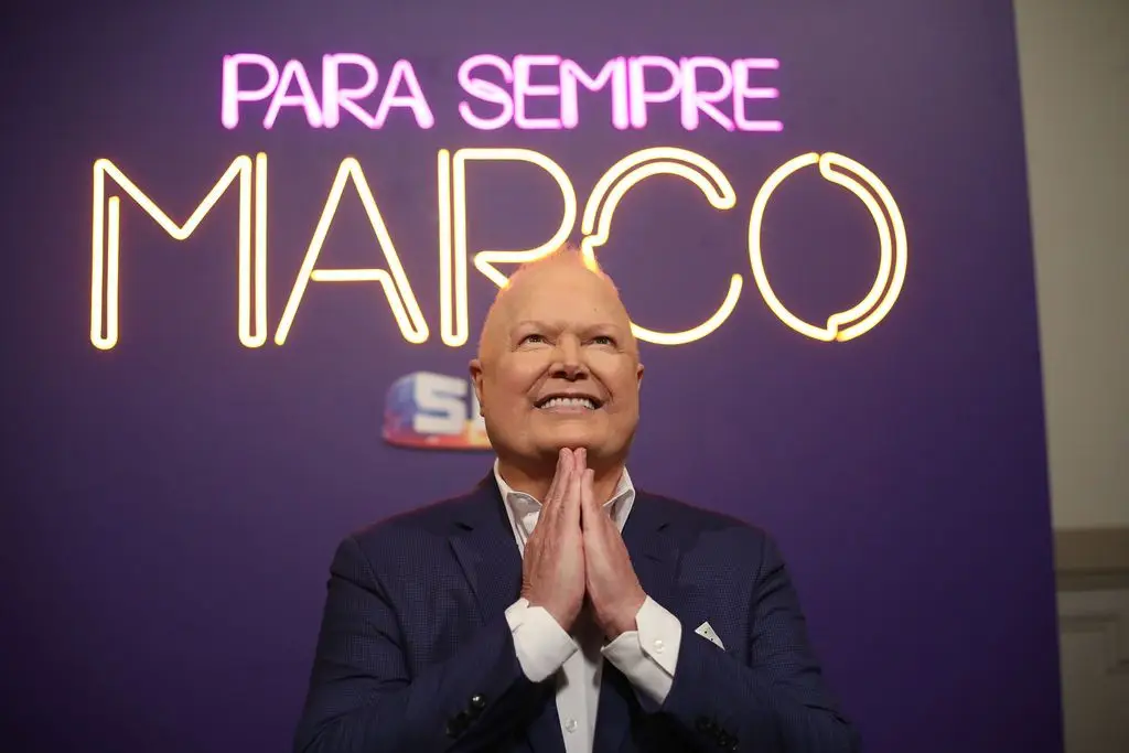 Estado de saúde de Marco Paulo é atualizado: "Está melhor e manda beijinhos" - Fama Show