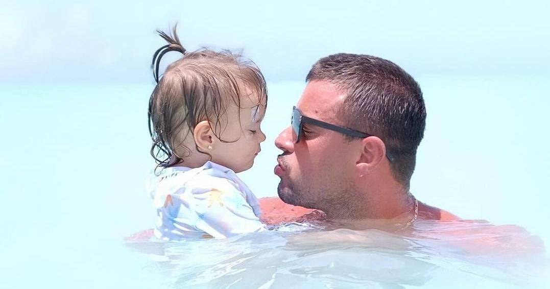 Novo passo da filha de Marco Costa? "Começar a construir frases" - Fama ...