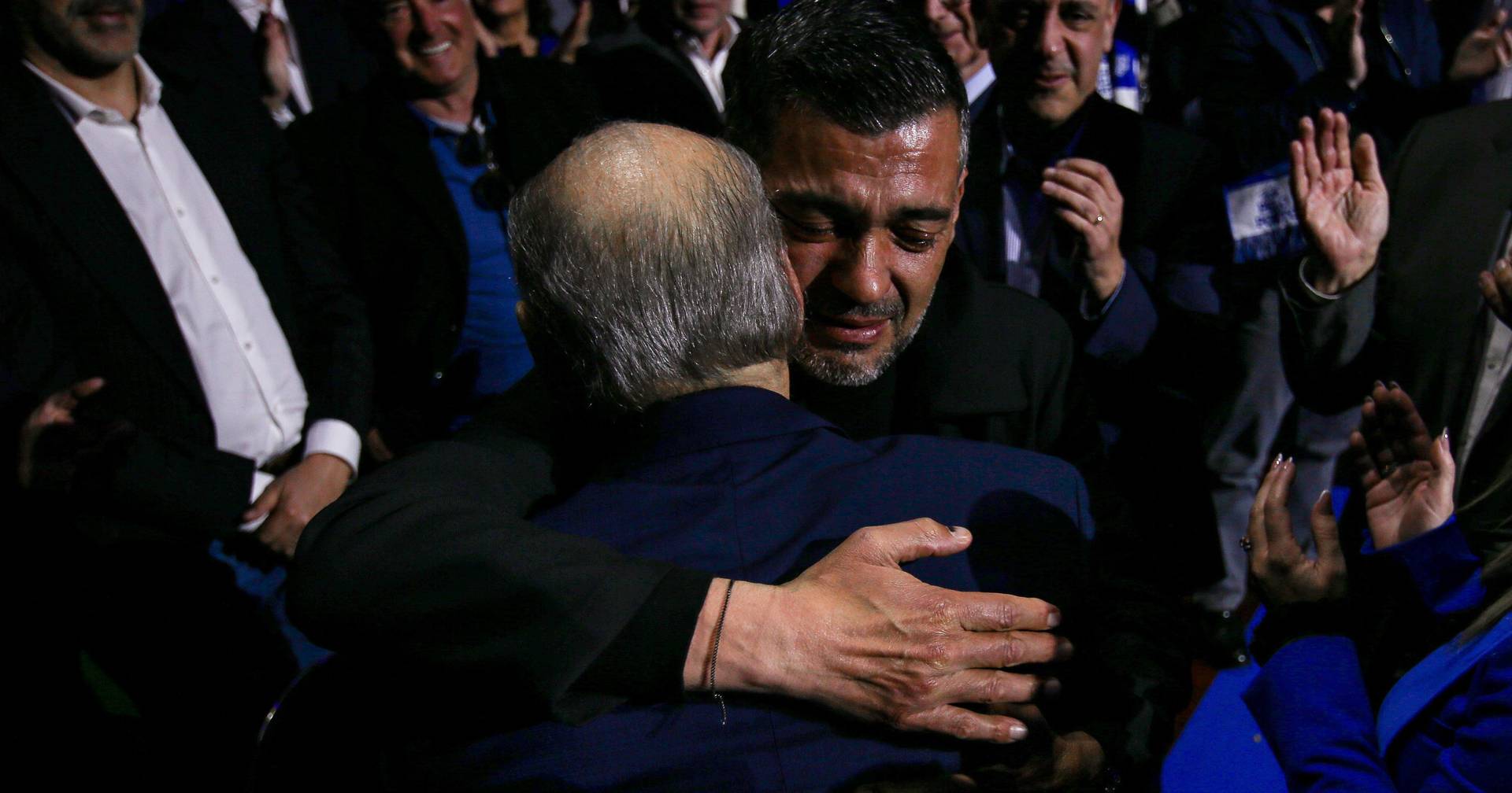 Noite de vitória deu lugar a momento doloroso: Sérgio Conceição ...