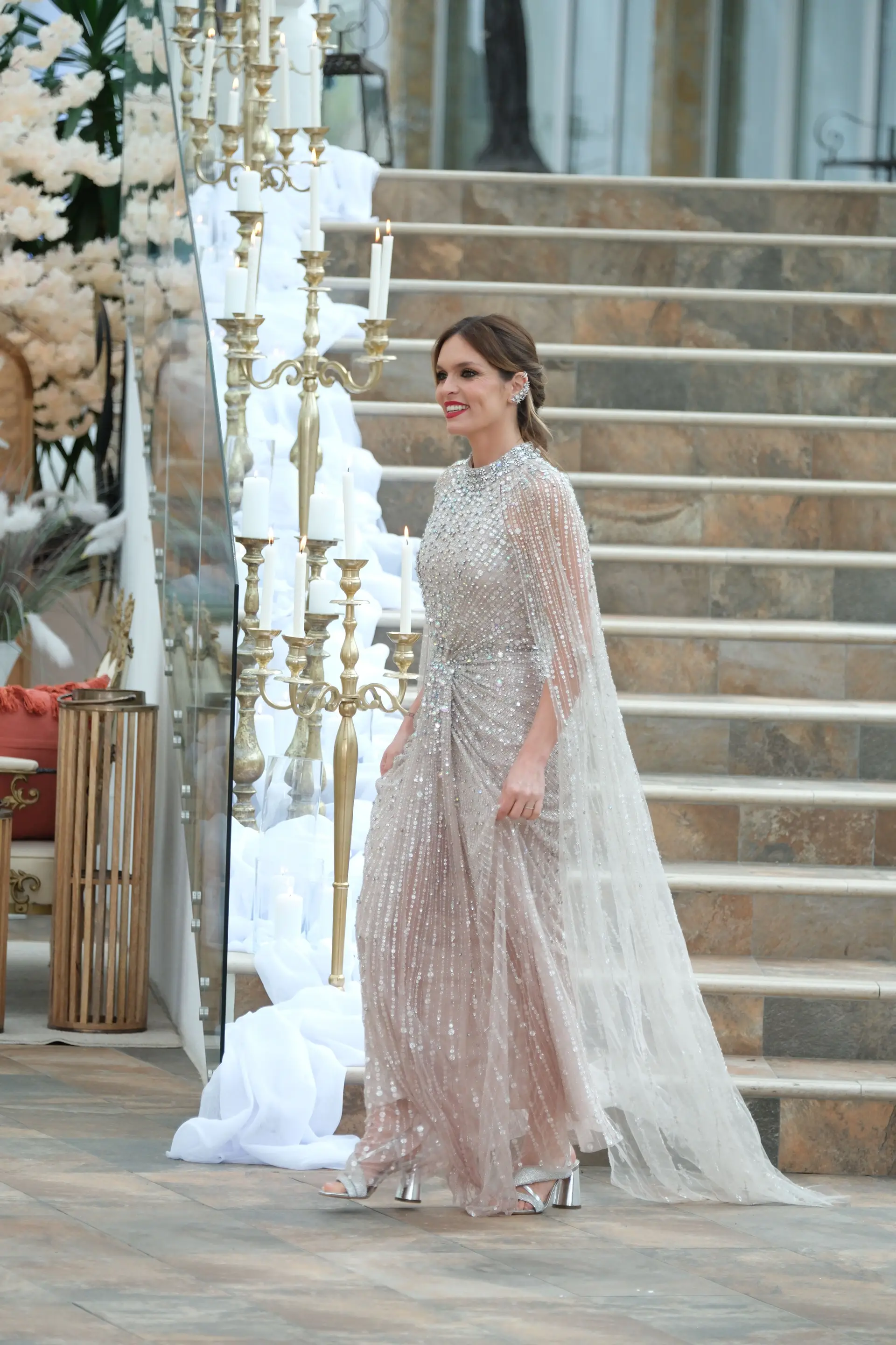 Diana Chaves rouba atenções em 'Casados' com vestido transparente e ...