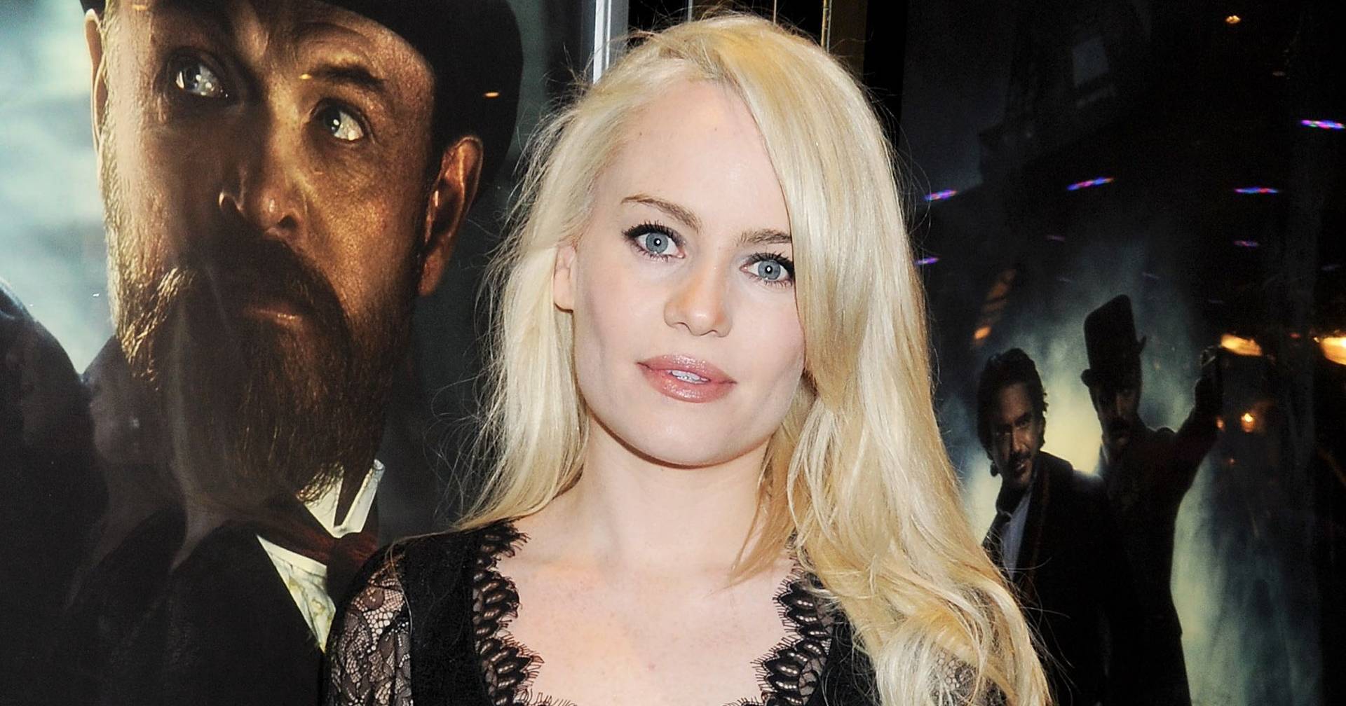 Cantora Duffy, que se afastou após sequestro e violação, reaparece ao ...