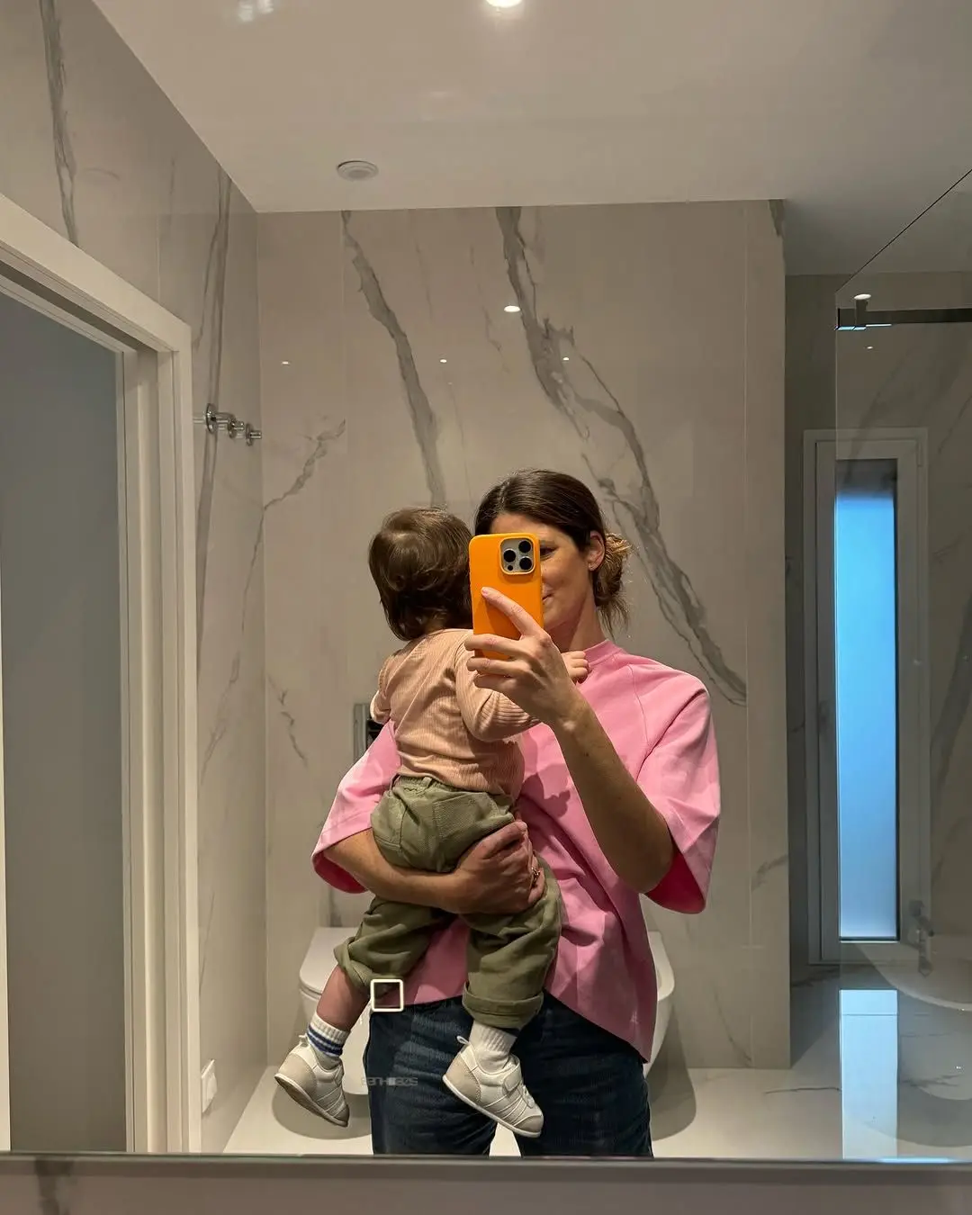 Mês novo, casa nova! Entre no novo lar de Tiago Felizardo - Fama Show