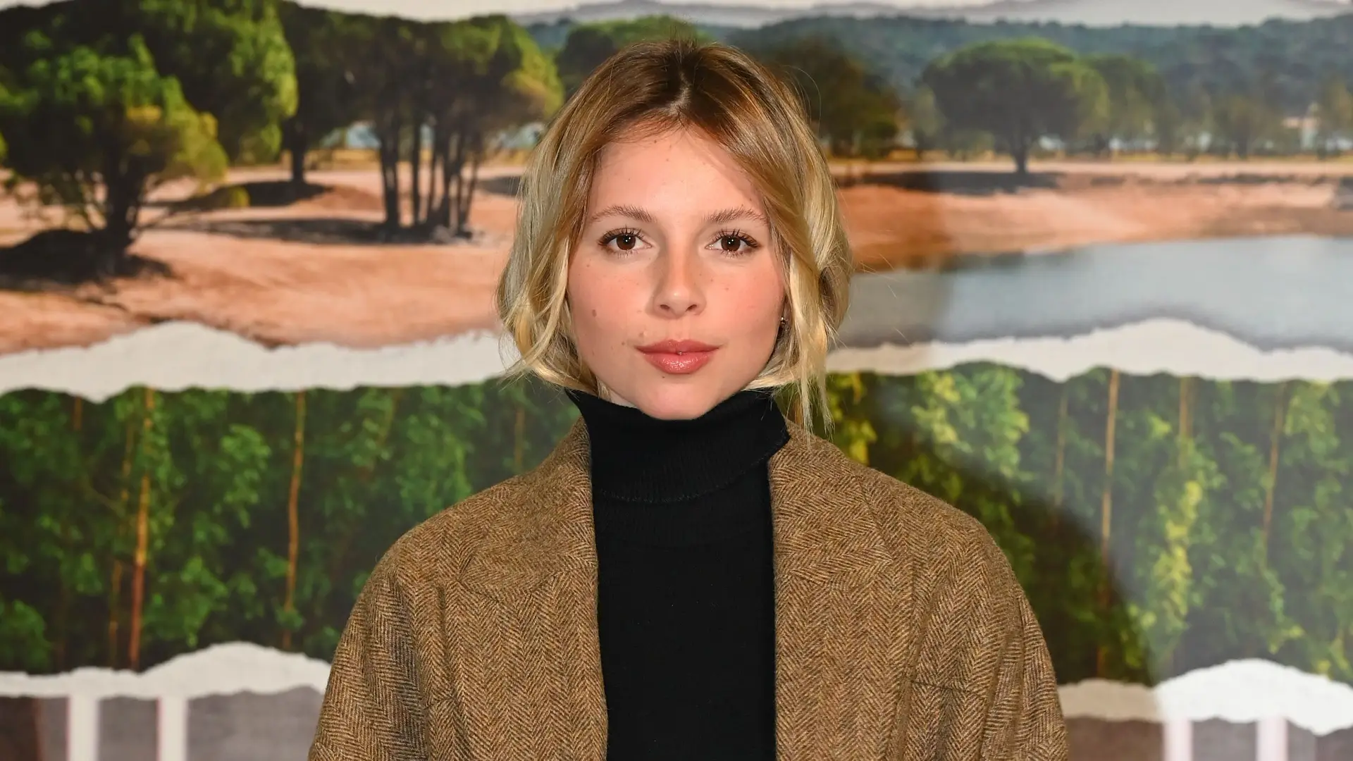 Sem 'papas na língua', Laura Dutra presta esclarecimento: "Eu não procuro a fama" - Fama Show