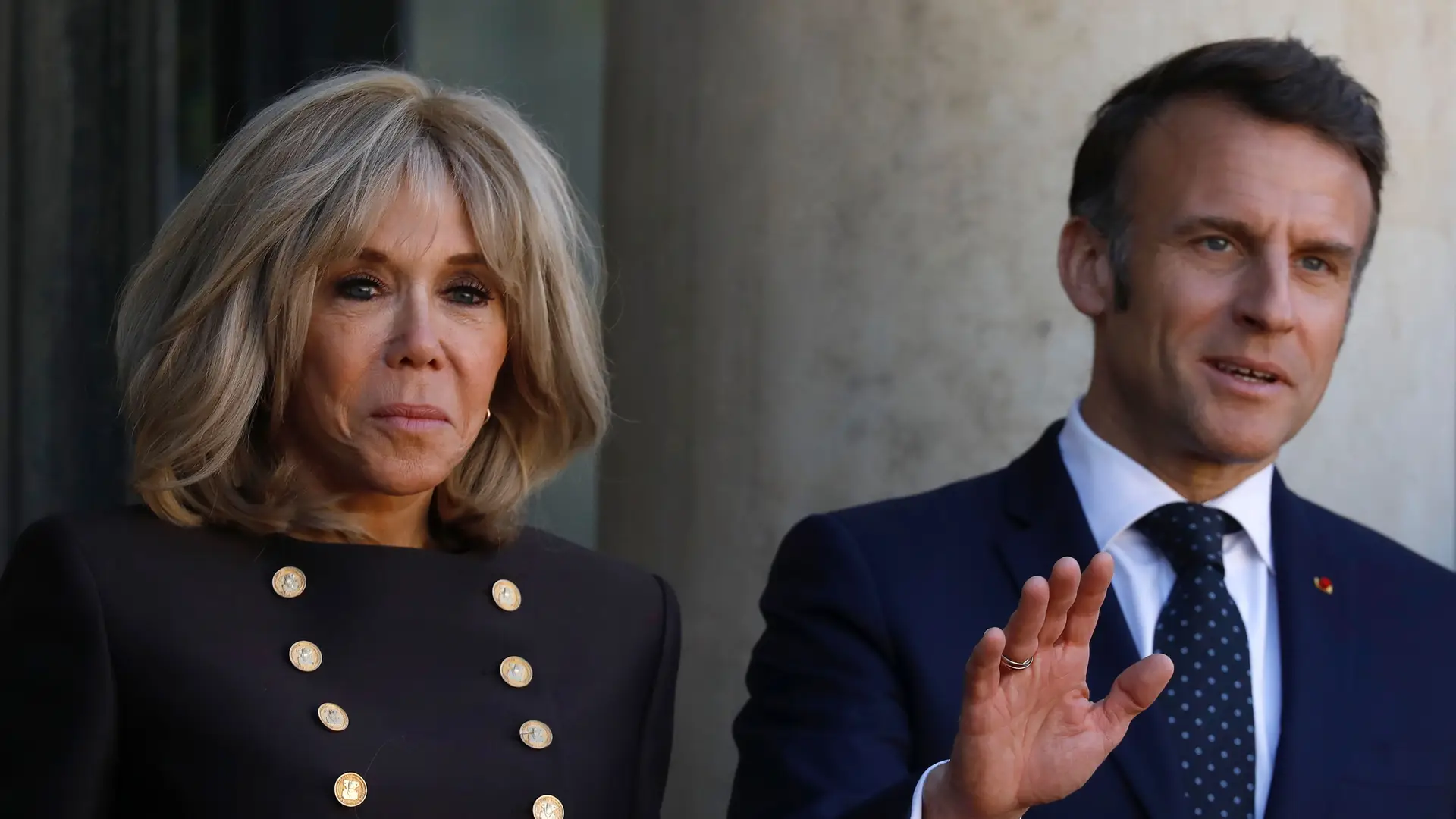 Emmanuel Macron tinha 15 anos quando começou namoro com a professora ...