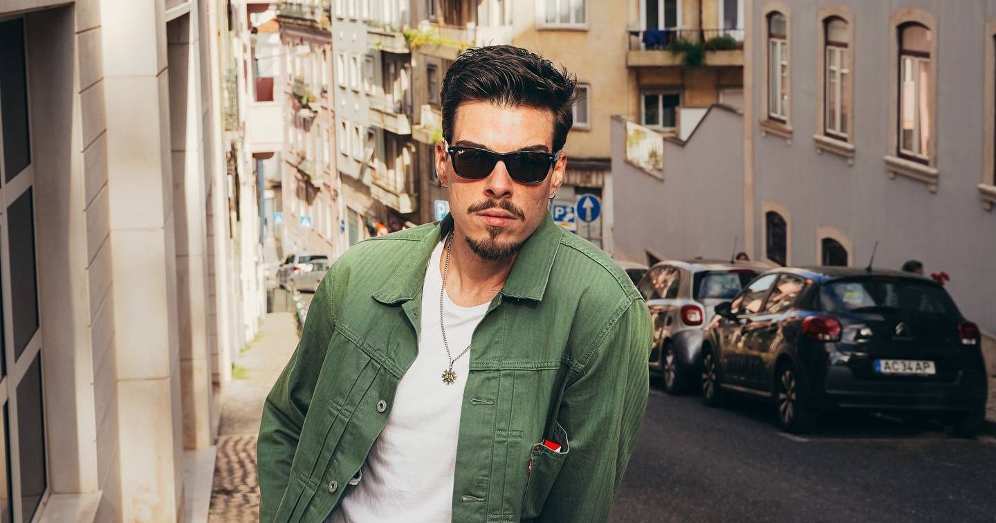 Menos 45 quilos! Cantor Noble recorda transformação e compara ...