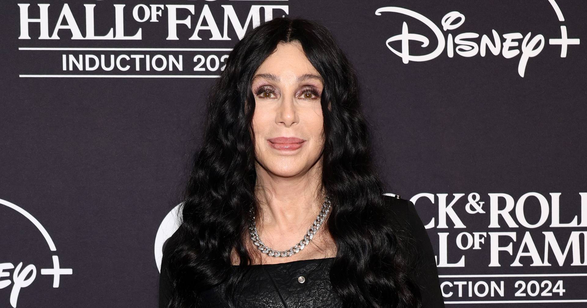 Filho de Cher hospitalizado após consumo excessivo de drogas - Fama Show