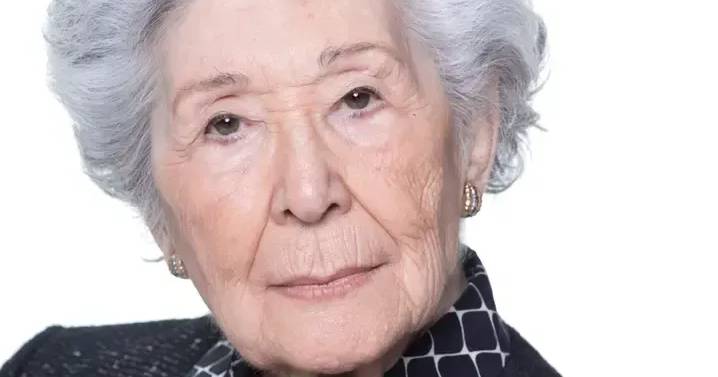 Tem 90 anos e está afastada do 'pequeno ecrã' há cinco - Como está ...