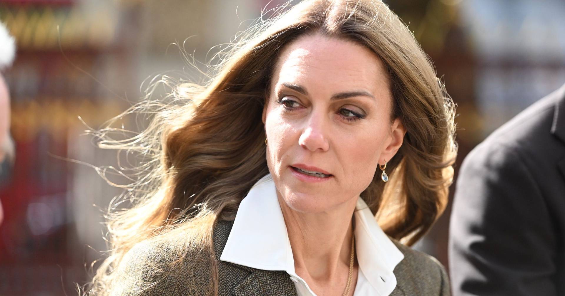 Cabeleireiro da princesa Diana "enojado" após "comentários asquerosos" sobre Kate Middleton ...