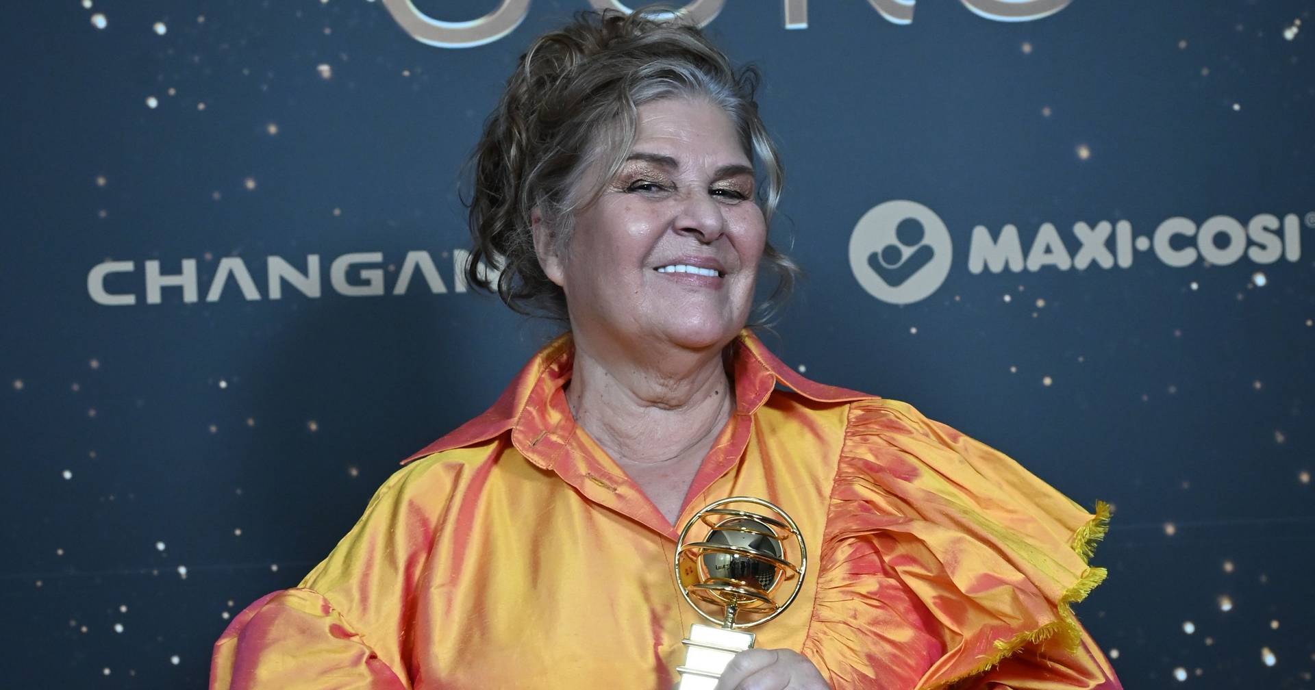 A cor que mais ninguém usou nos Globos de Ouro: Eis o vibrante look de Lena d’Água - Fama Show