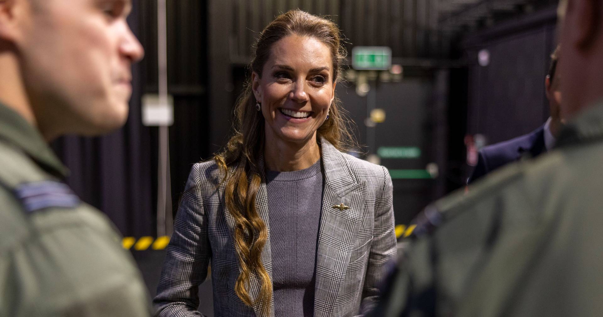 Kate Middleton a 'pilotar' um avião? Sim, aconteceu — Mas não da forma ...