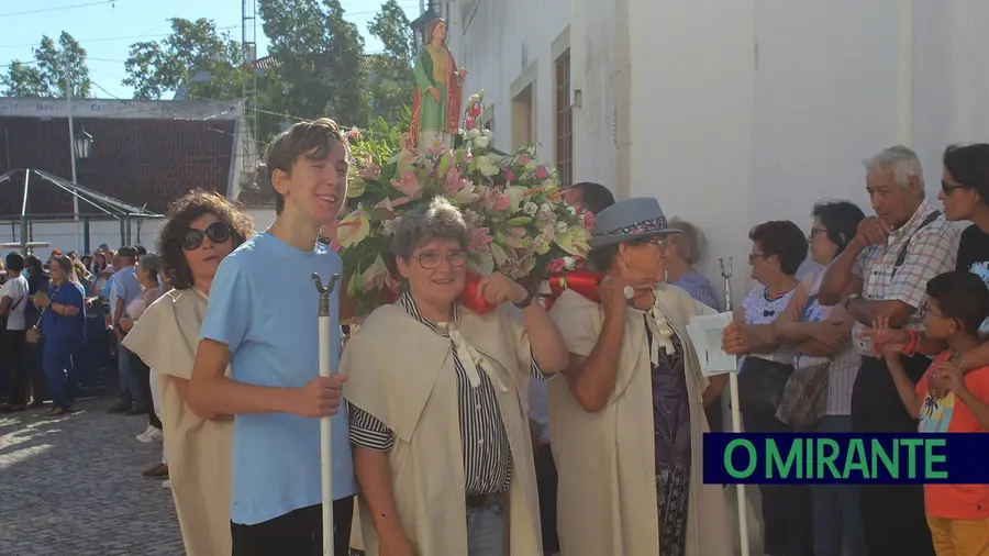 O MIRANTE | Procissão em honra de Senhora da Assunção foi um dos ...