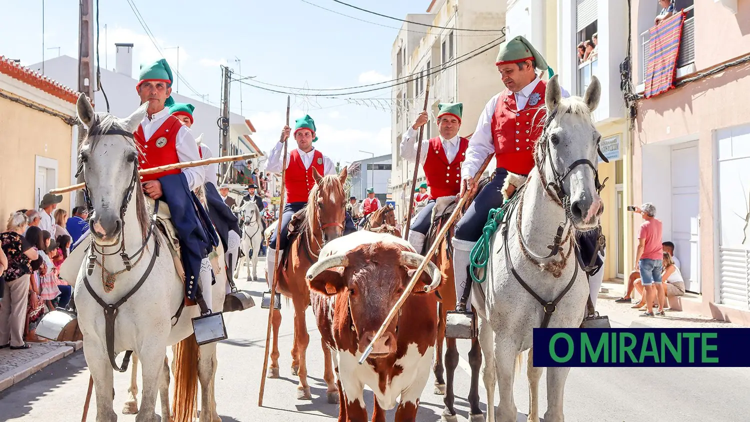 O MIRANTE | Devoção e diversão nas Festas de Nossa Senhora do Castelo ...