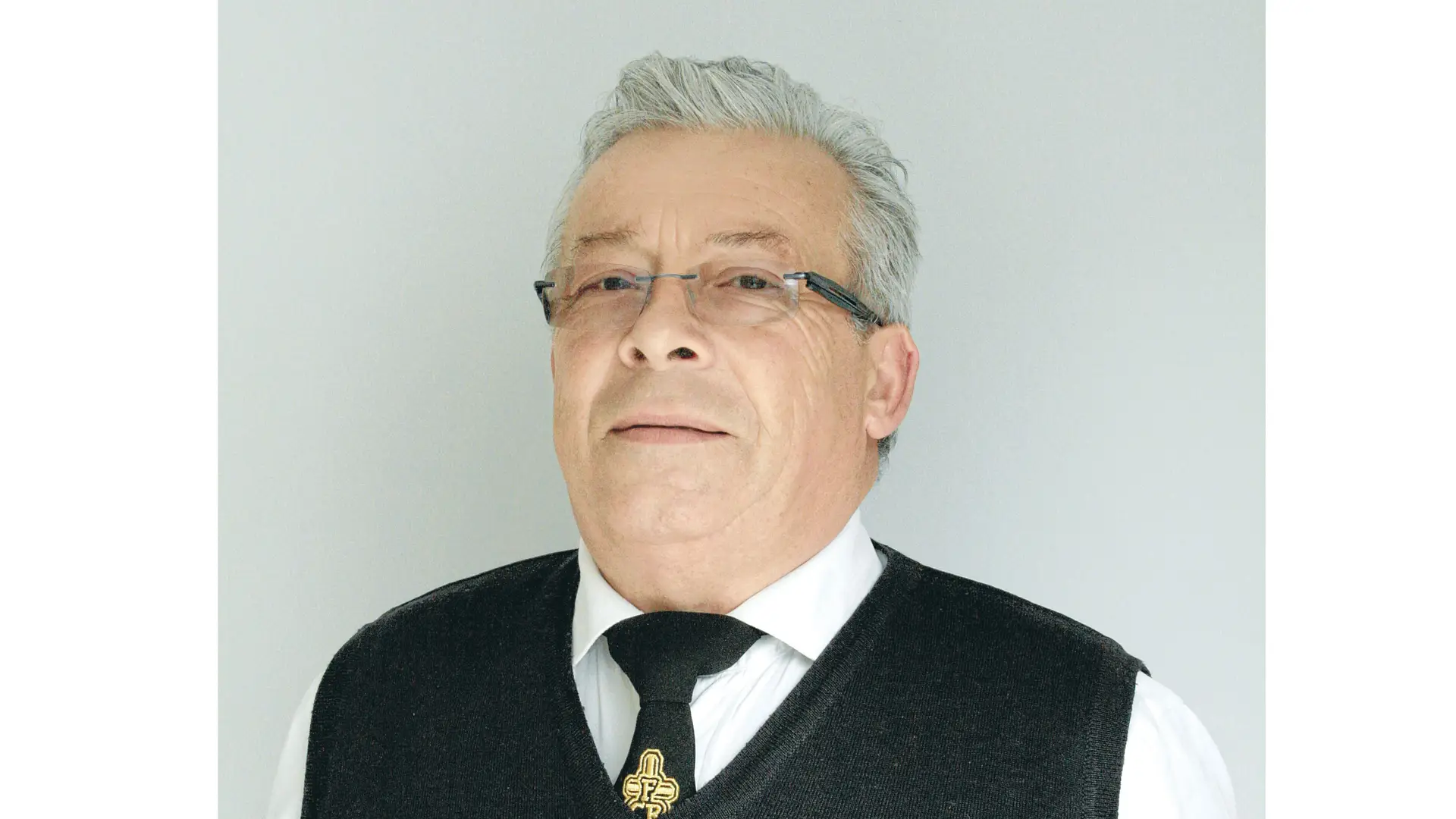 O MIRANTE | Manuel Martins