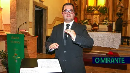 O MIRANTE | Maestro e compositor Daniel Manuel apresenta livro em Santarém