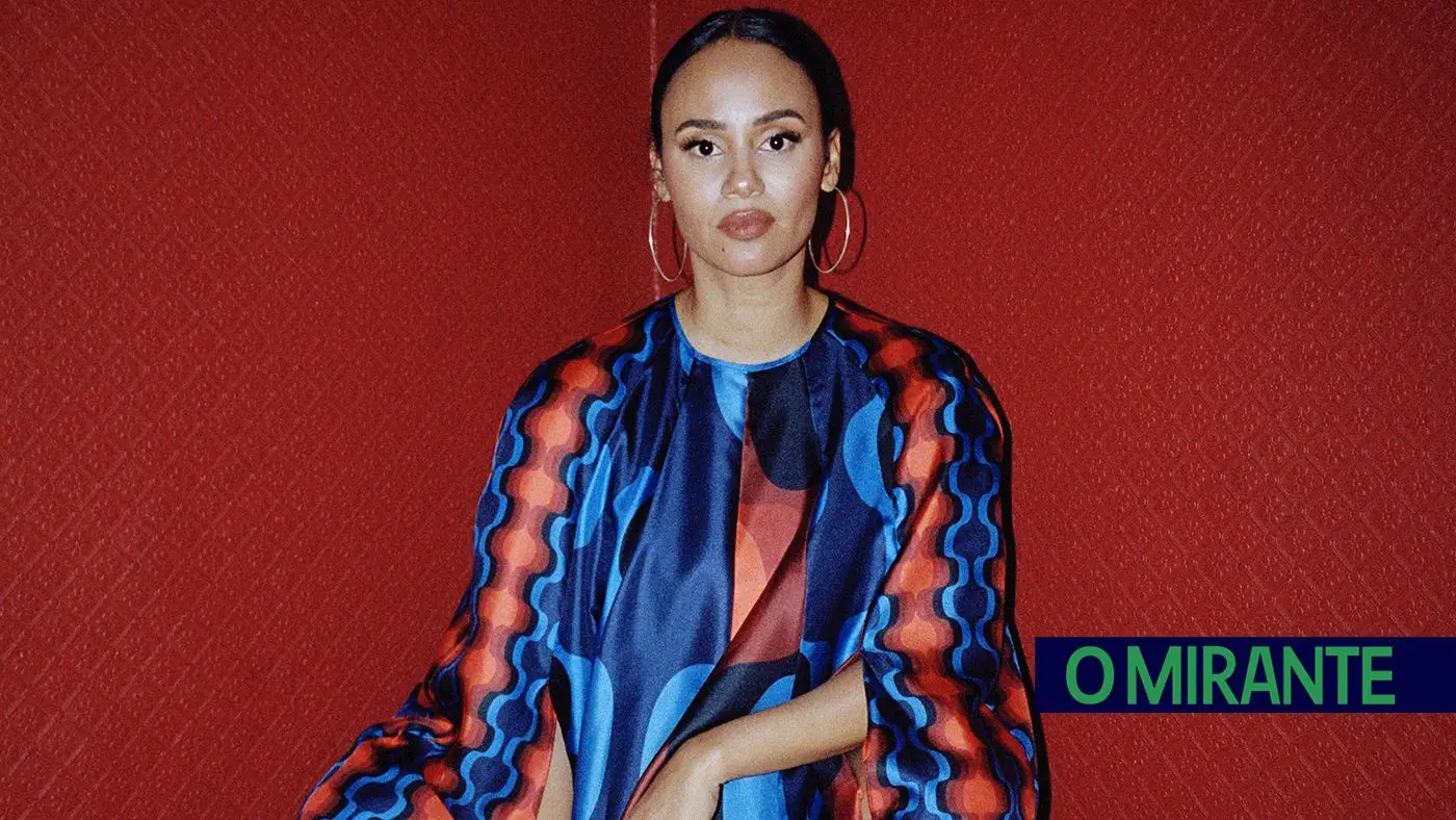 O MIRANTE | Mayra Andrade canta em Santarém