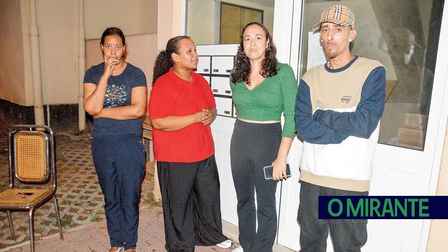 O MIRANTE | Moradores de Arcena sem luz há duas semanas por causa de puxada ilegal