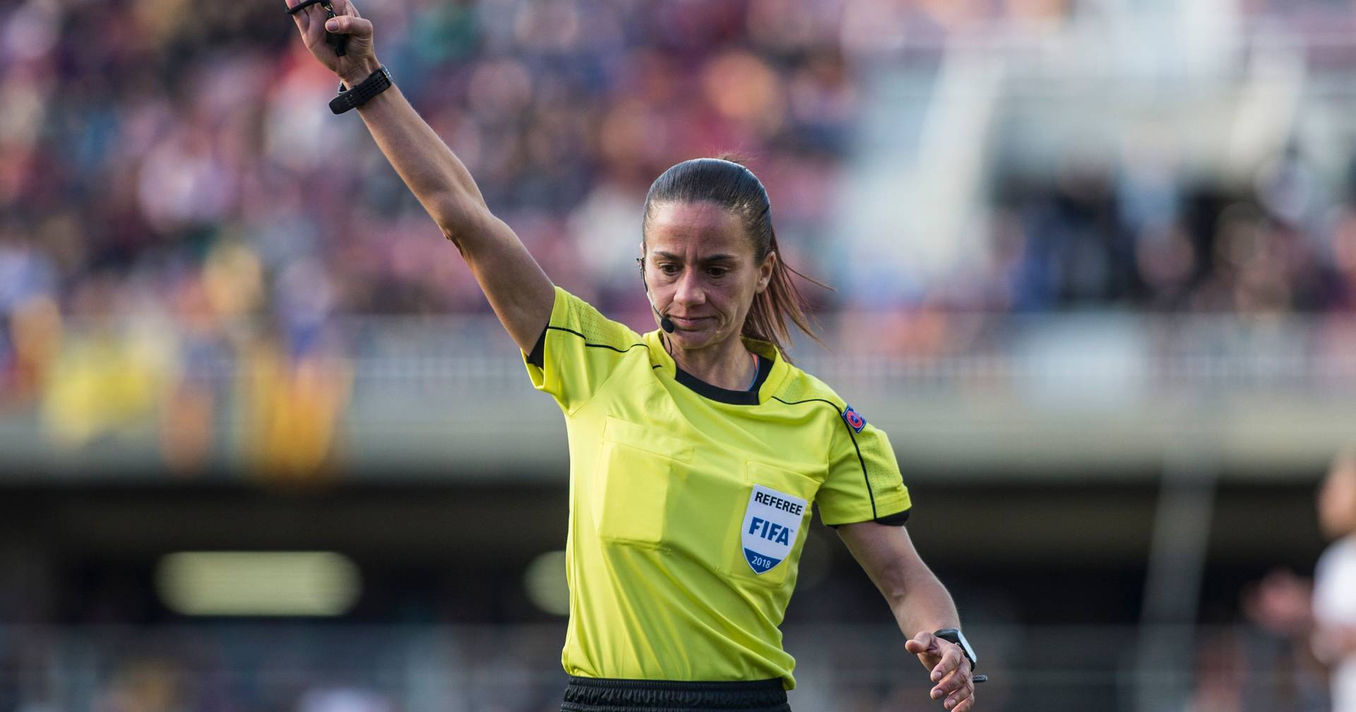 Sandra Bastos vai ser a primeira árbitra portuguesa num Mundial de ...