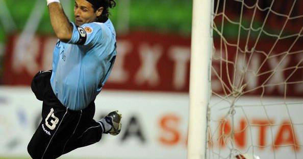 Uma carta a latejar de dor. Bossio, ex-guarda-redes do Benfica, perdeu ...