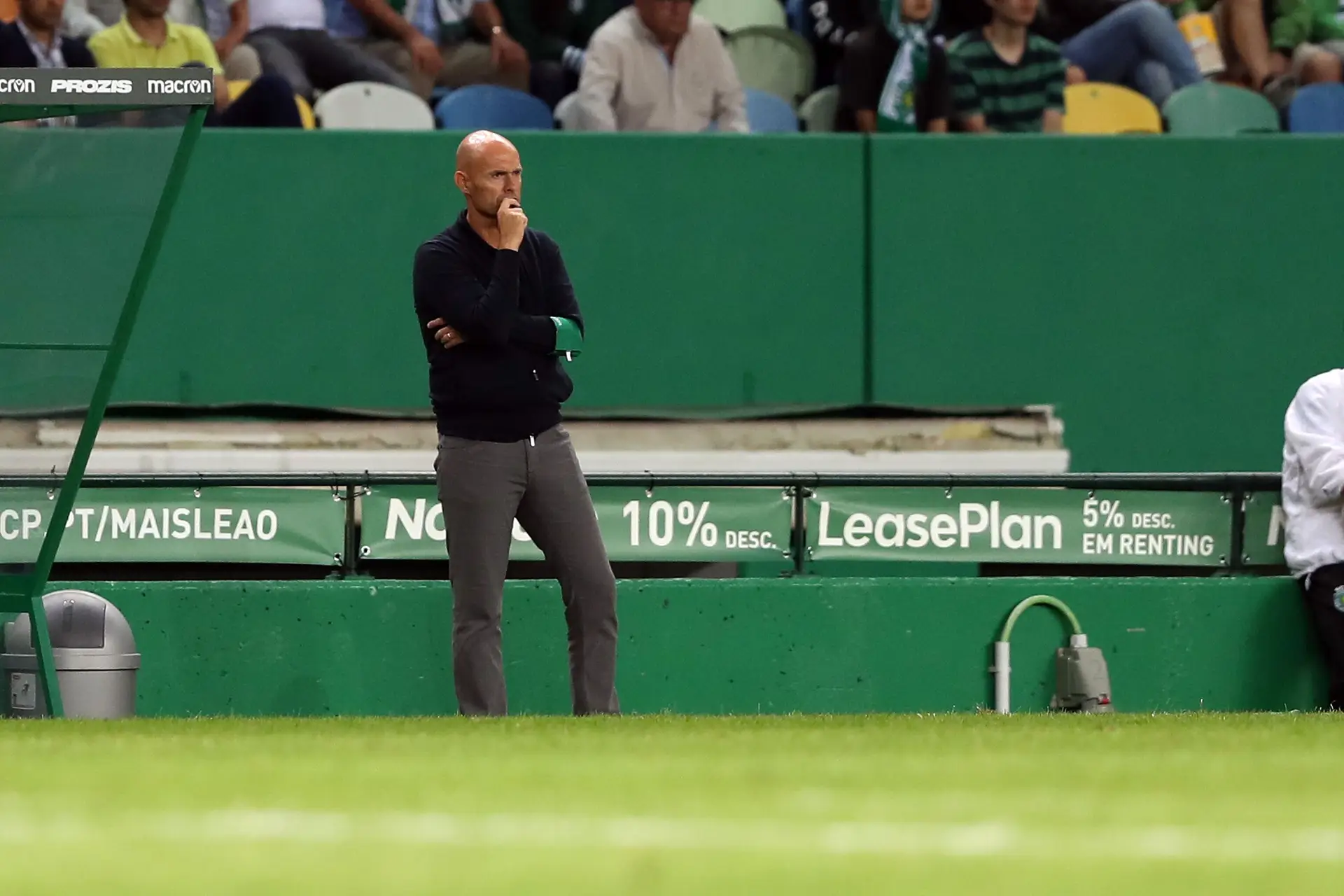 Keizer: "Bas Dost disse-me em maio que, se aparecesse um bom clube ...