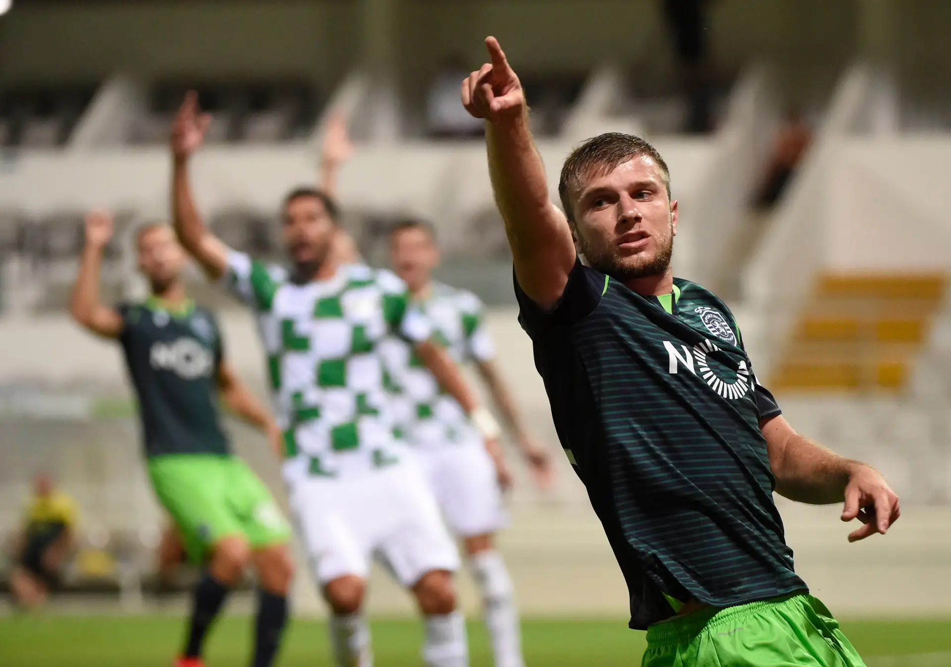 Diogo Faro viu naquele pisão a Ristovski e no intenso grito que se ...