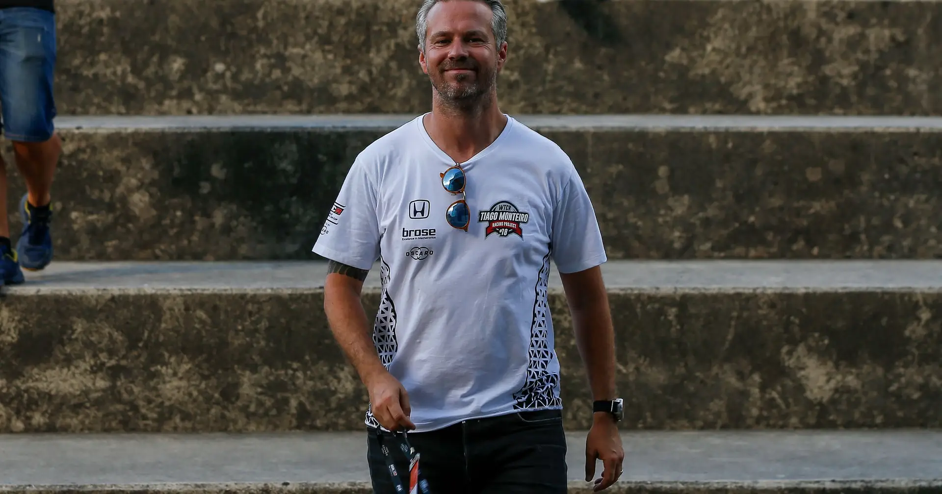 Tiago Monteiro vence nas 24 horas de Nurburgring | Tribuna Expresso