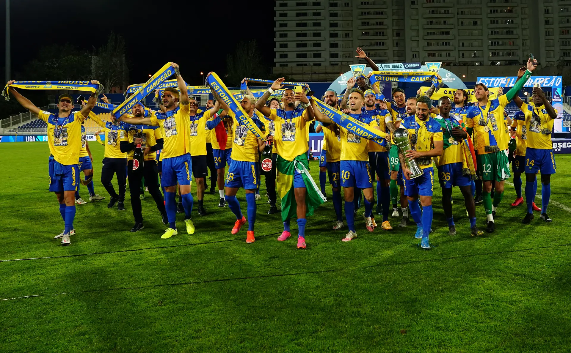Estoril Praia - Tribuna