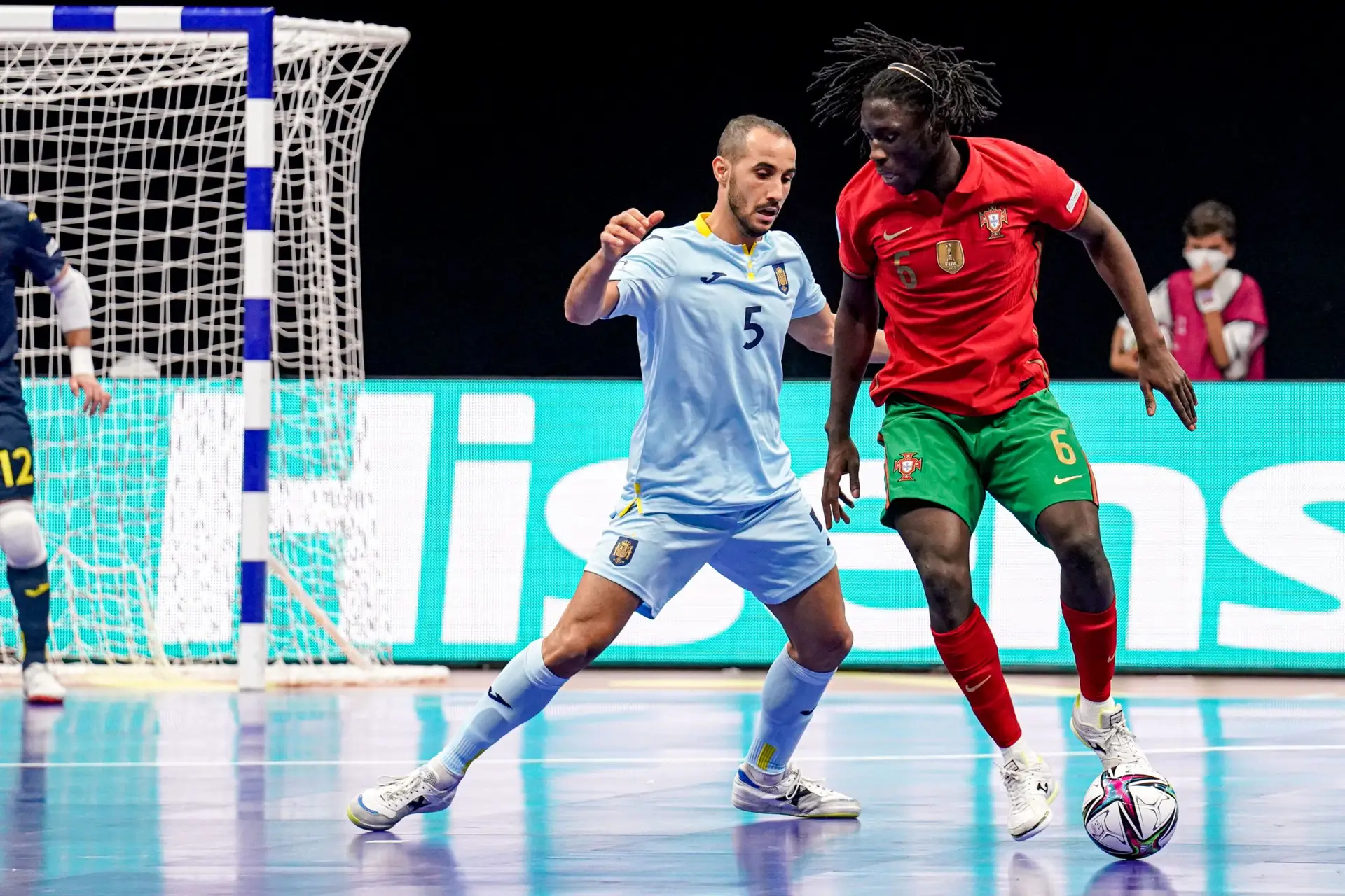 O fogo de Zicky - Tribuna