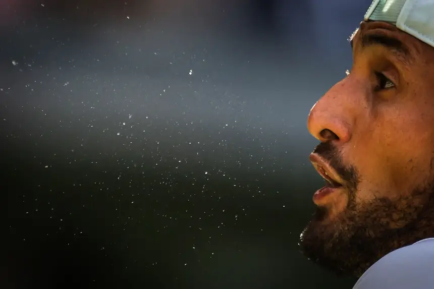 A espectadora acusada por Kyrgios de parecer ter tomado “700 bebidas ...