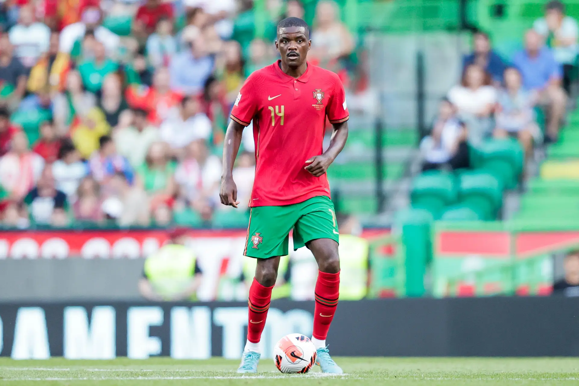 Mário Rui, William e Leão no 11 de Portugal contra os checos - Tribuna