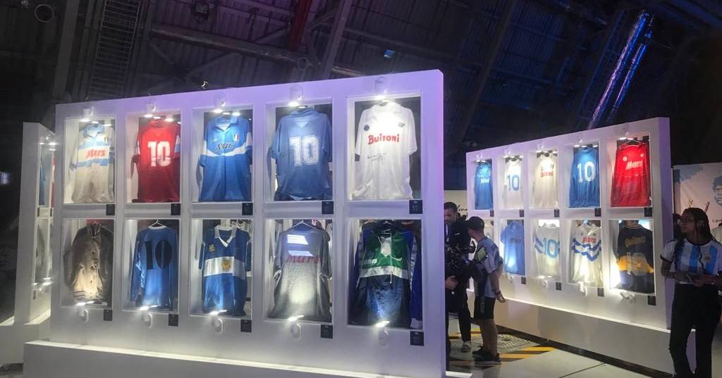 “Diego jogava à bola, não era futebolista profissional”: o festival que ...