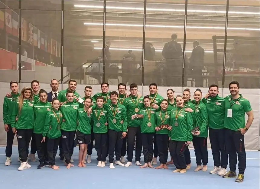 Sete finais, cinco medalhas: ginástica acrobática portuguesa obtém ...