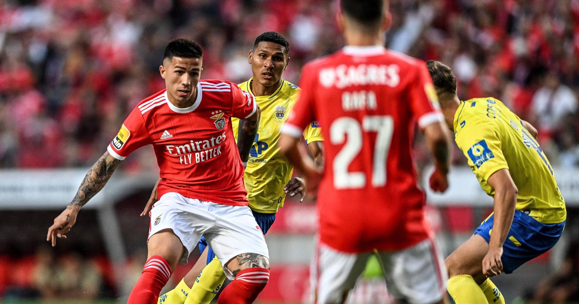Benfica é o clube com melhor balanço entre compras e vendas da última ...