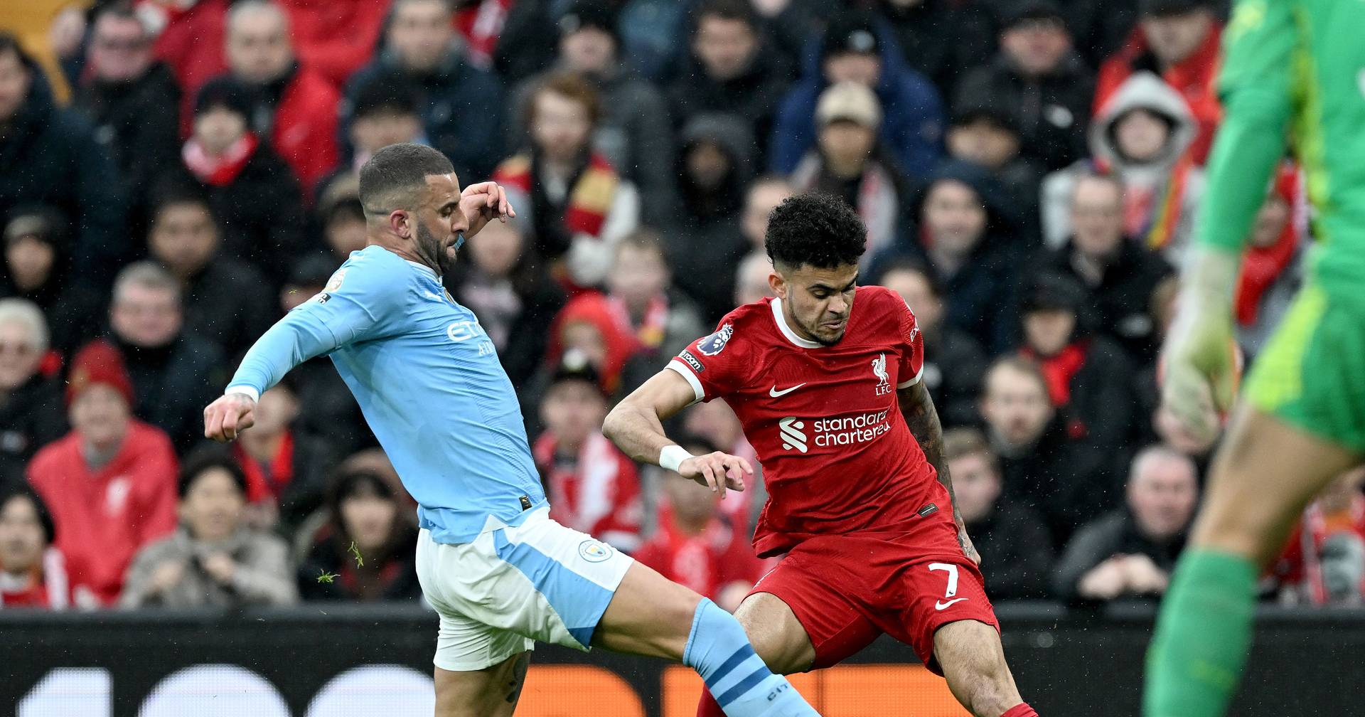 Liverpool e Manchester City empatam e quem ganha é o Arsenal - Tribuna