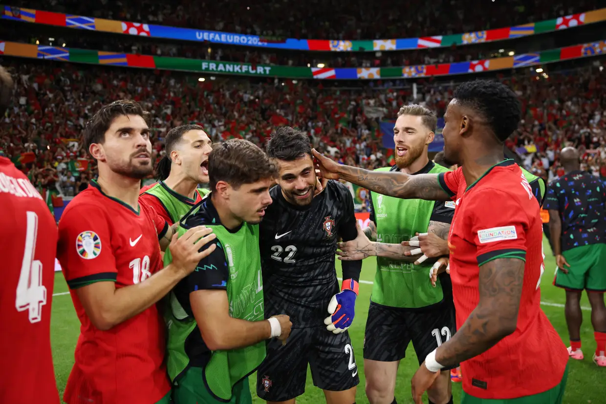 Diogo Costa, a sua espargata e o seu instinto | Tribuna Expresso