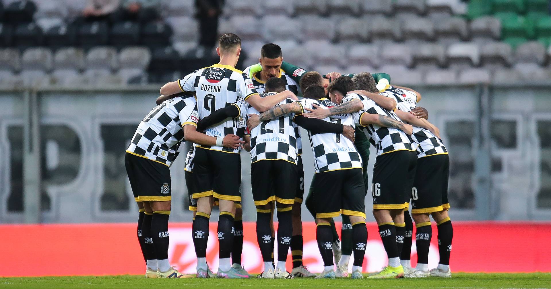 Manual de sobrevivência: o que Boavista, Farense, AVS e Estrela ...