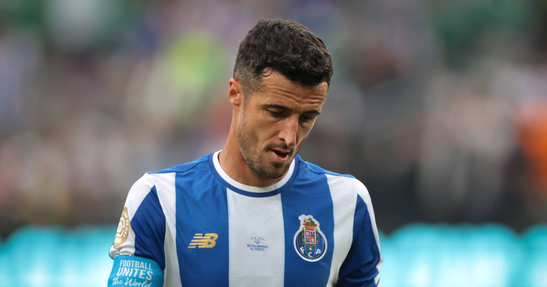 Iván Marcano vai embora e o FC Porto fica sem o defesa mais goleador da ...
