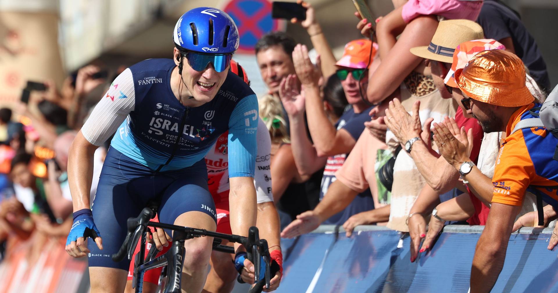 Rotem Tene “não sabia se merecia” ganhar alguma vez na vida. Fê-lo em ...