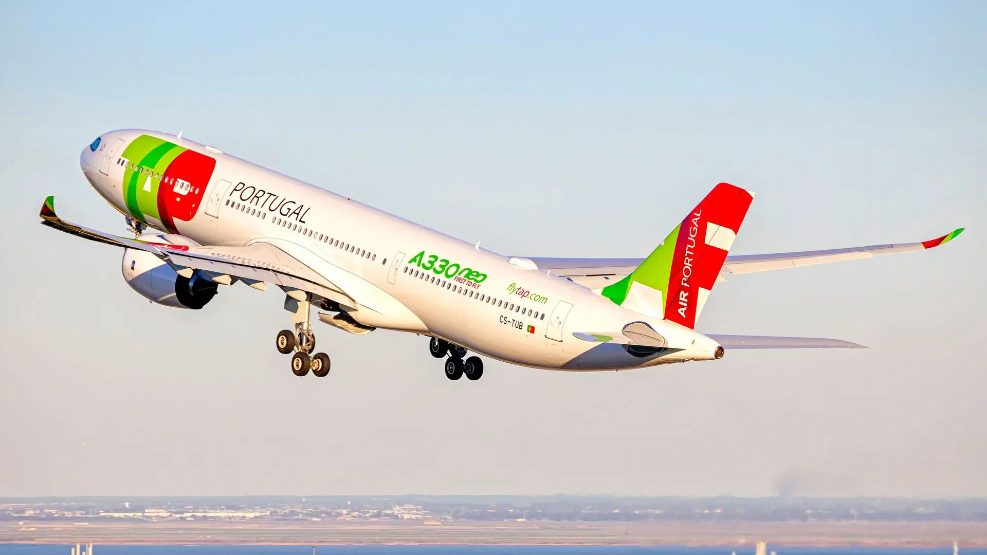 Viajar de avião? Saiba o que o espera - Postal do Algarve