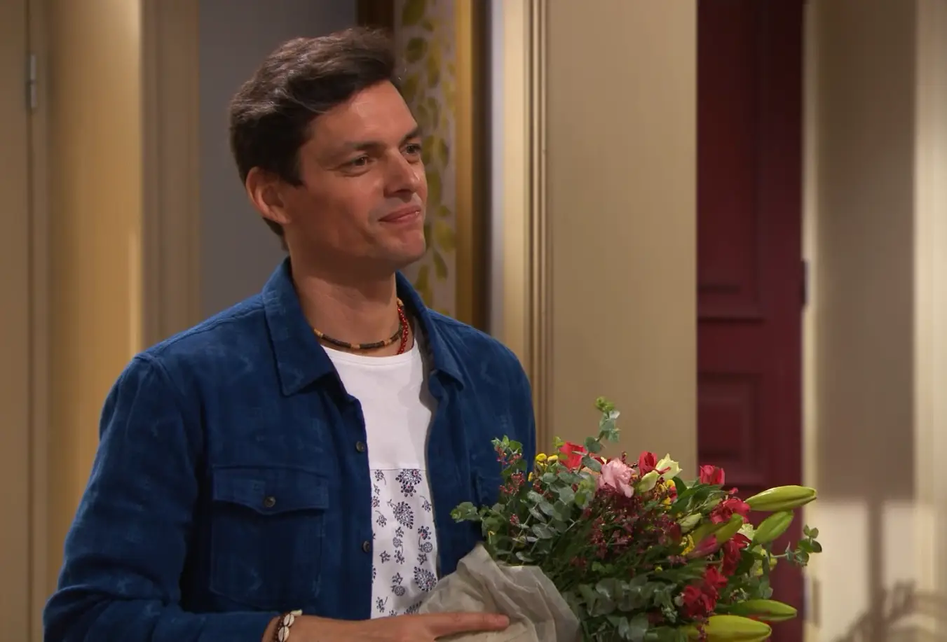 Resumo de ‘Lua de Mel’: Nova relação? Lili é surpreendida com a chegada ...