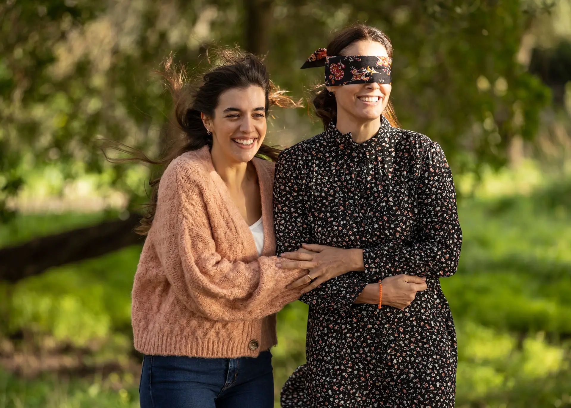 ‘Flor Sem Tempo’: Fotogaleria do primeiro episódio da novela - SIC