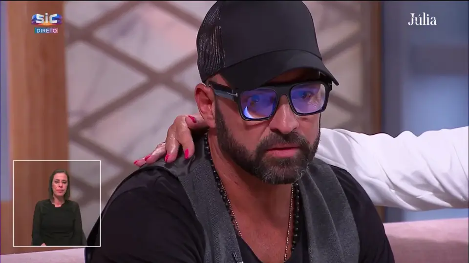 “Era um grande homem!” — Duck dos Excesso em lágrimas no ‘Júlia’ ao ...