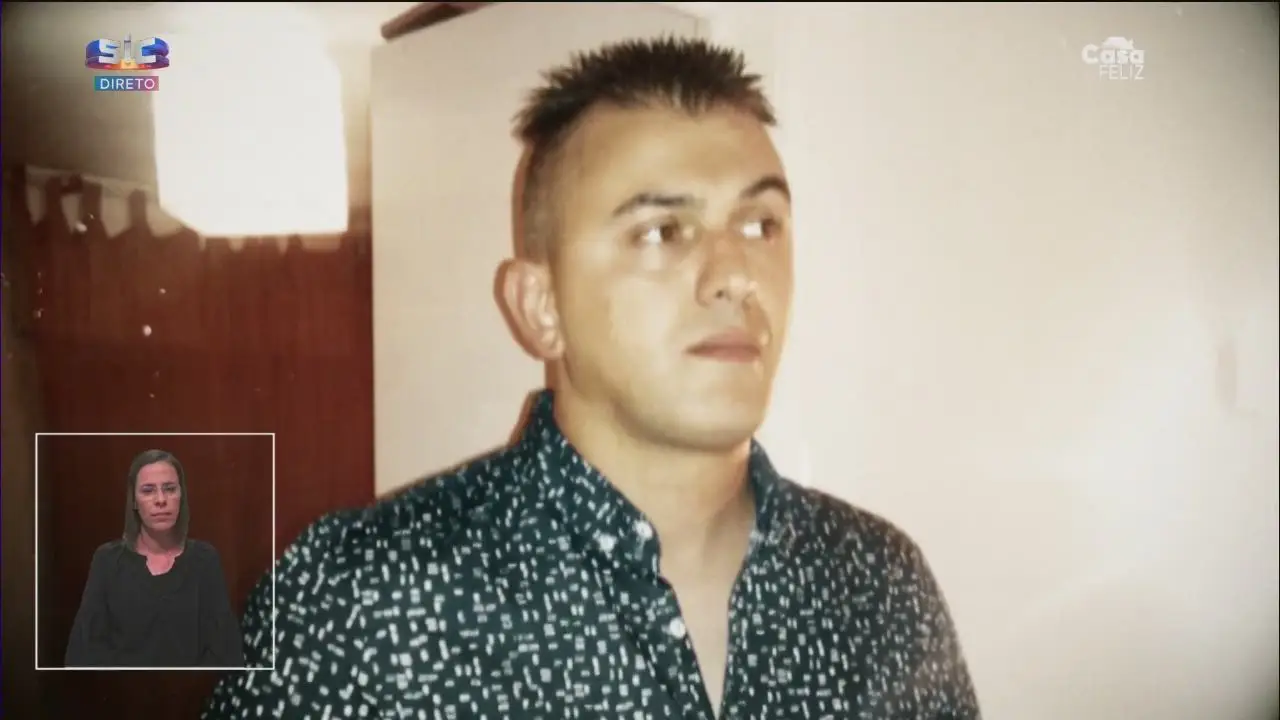 "O meu irmão conseguiu subir até ao 3º andar... esperámos 1H15 pelo ...