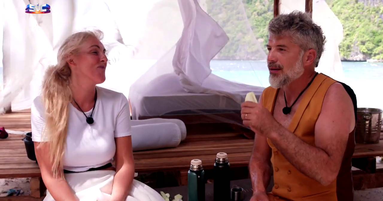 Elsa e Nuno comentam na French Beach a relação de Sofia e Carlos ...